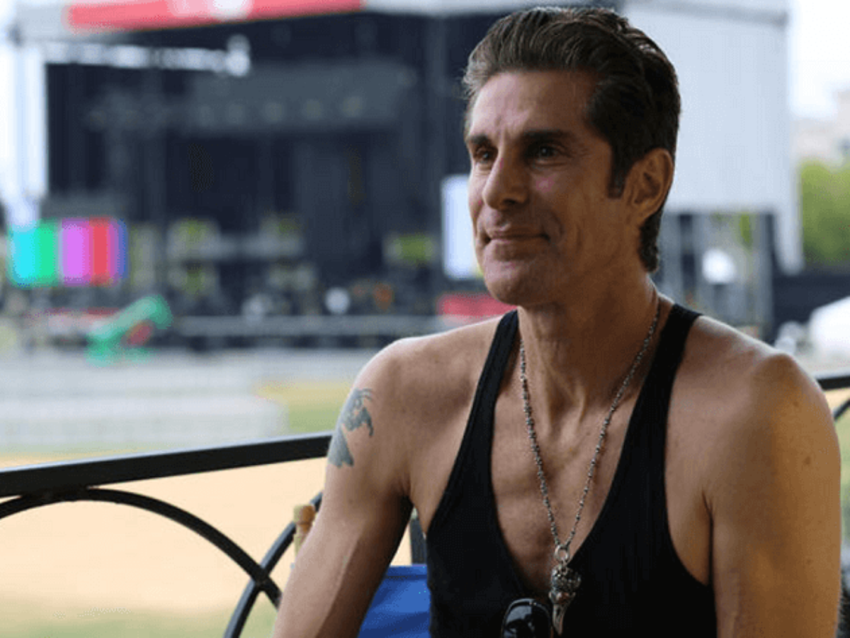 Perry Farrell - El Siestero